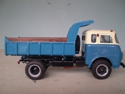 Miniatura do FNM D11.000 com cabine Brasinca